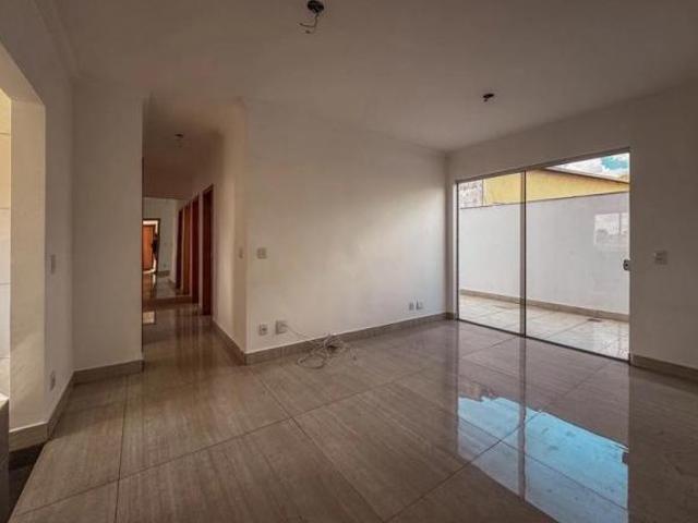 ÁREA PRIVATIVA Á VENDA NO SERRANO | 128m²