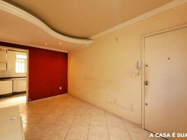 Área Privativa a venda com dois quartos e vaga demarcada no Novo Riacho