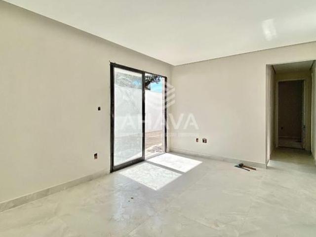 Área Privativa com 3 Quartos sendo 1 Suíte, 90m²