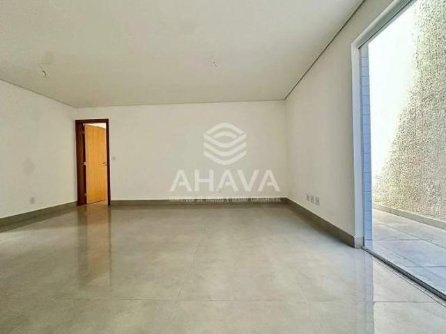 Área Privativa com 3 Quartos sendo 1 Suíte à Venda, 165m², Itapoã, 3 Vagas, Próximo à Avenida Dom Pe