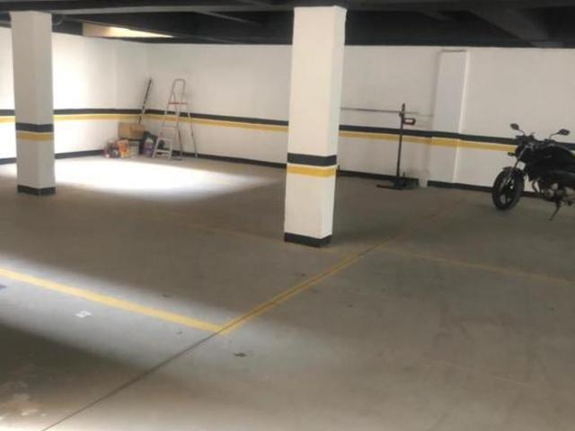 Área privativa com 3 quartos sendo 1 suíte à venda Planalto