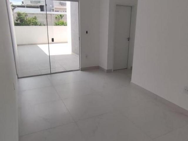 Área Privativa / Garden com 2 quartos à venda em Contagem, no bairro Cabral
