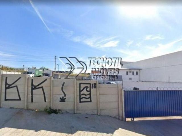 Área Próximo ao Sesi Santos Dumont De frente para Rodovia