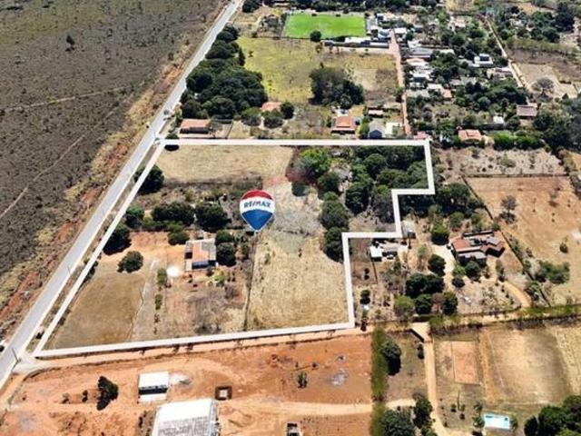Área Rural com 33.397,27 m² em Sobradinho ideal para Galpão ou Chácara/ Sítio