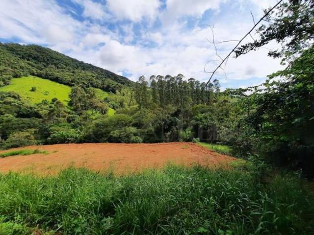 Área Rural com Terraplanagem e Escritura