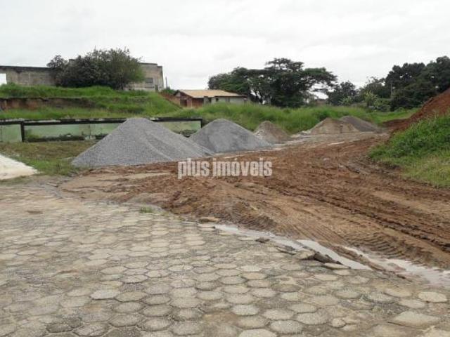 AREA RESIDENCIAL E COMERCIAL EM TAUBATE