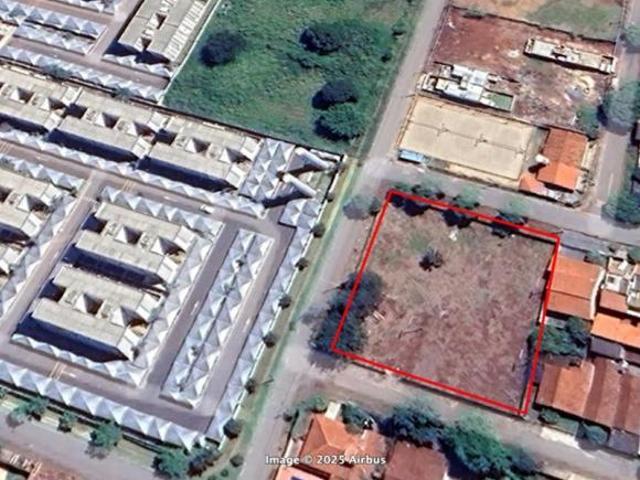 Área St. Perim Total de 2.652 m2 Sendo 7 Lotes