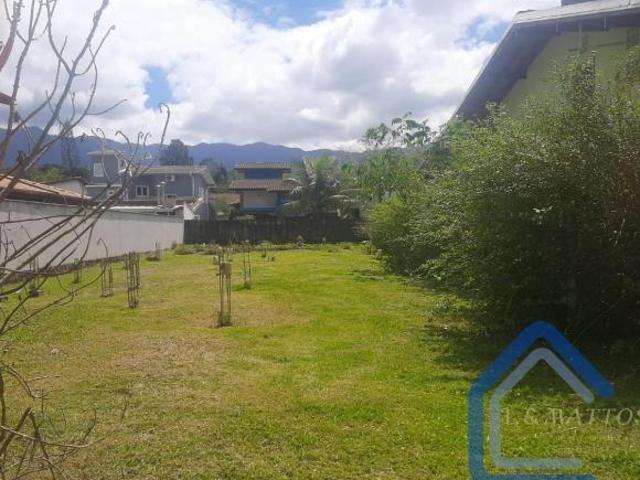 Área terreno Park Hills