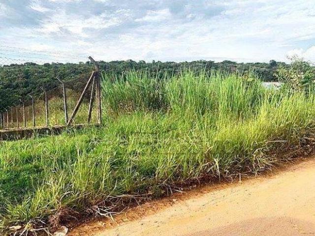 ÁREA,0 Dormitorio s bairro Aparecidinha