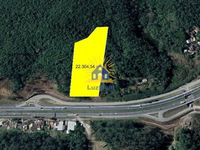 ÁREA 22.304,54 m² às margens da Rod. Regis Bittencourt Km 297 + 110 m