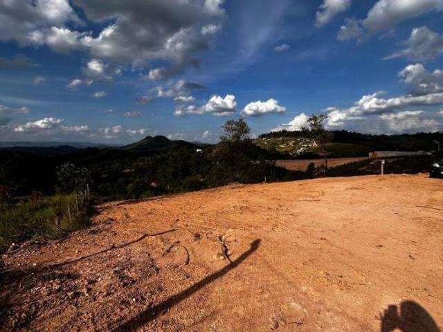 Áreas a partir de 1.700 m² com localização estratégica em Mairinque