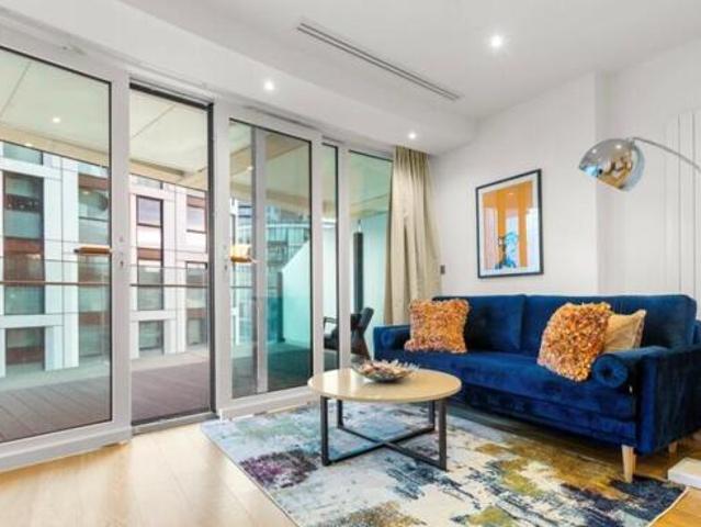 Arena Tower, Crossharbour Plaza, 1 Bedroom Apartment
