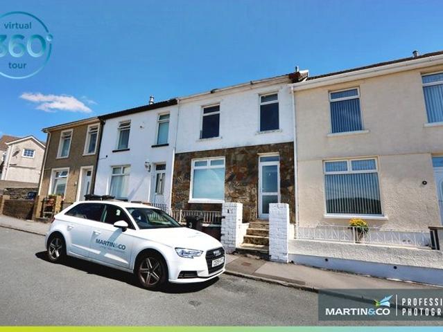 Arfryn Place, Merthyr Tydfil CF47, 3 bed terraced house to rent, £800 pcm | PrimeLocation