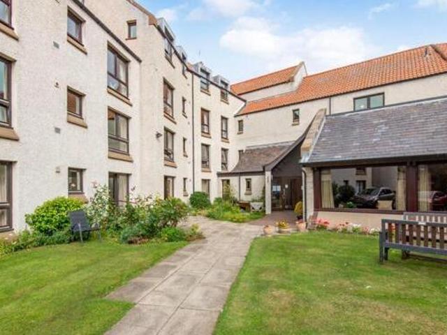 Argyle Court, St Andrews, 2 Bedroom Flat