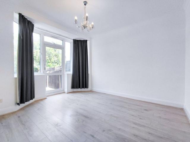 Argyle Close, Ealing, London W13, 3 bed semi detached house to rent, £2,400 pcm | PrimeLocation