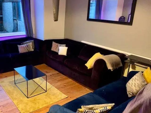 Argyle Avenue, Victoria Park, Manchester, M14 5PX, United Kingdom | 8 bed house for rent #116880556 | Rentberry