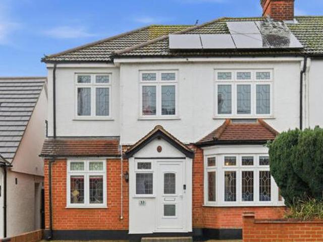 Argyle Gardens, Upminster, 4 Bedroom Semi detached