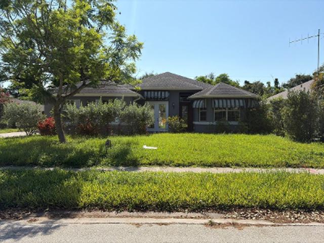 Argyle Dr