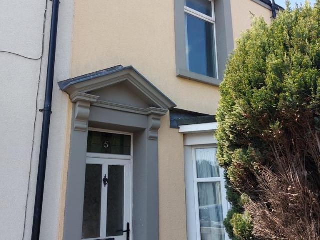 Argyle Street, Sandfields, Swansea 4 bed house to rent £1,480 pcm £342 pw