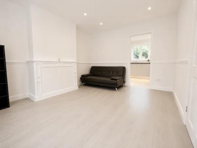 Argyle Road, London, E16, Property for rent