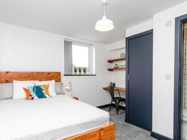 Argyll Street, Ball Hill, 1 Bedroom House