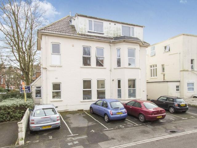 Argyll Road, Bournemouth BH5, 2 bed flat to rent, £1,100 pcm | PrimeLocation