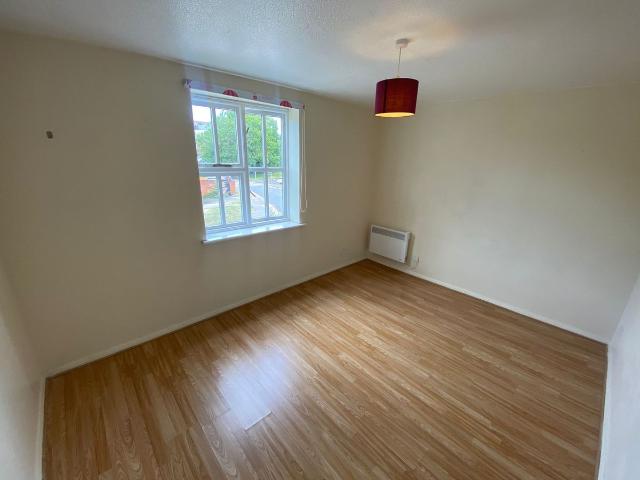 Argent Street, Grays RM17, 1 bed flat to rent, £1,400 pcm | PrimeLocation