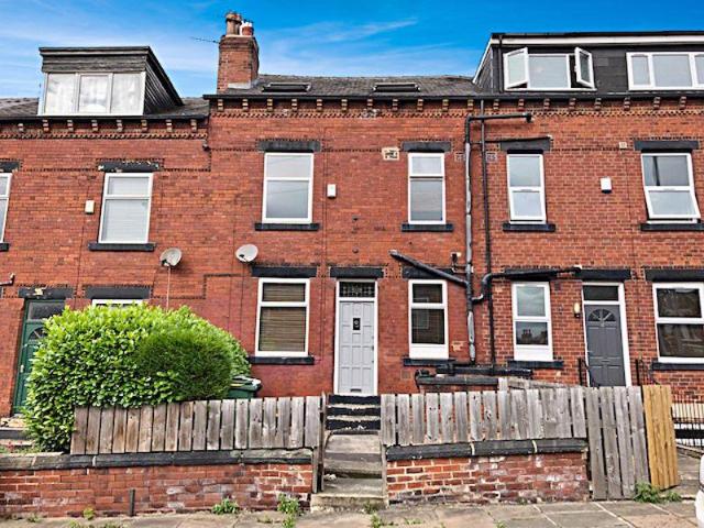 Argie Terrace, Leeds 3 bed terraced house to rent £1,573 pcm £363 pw