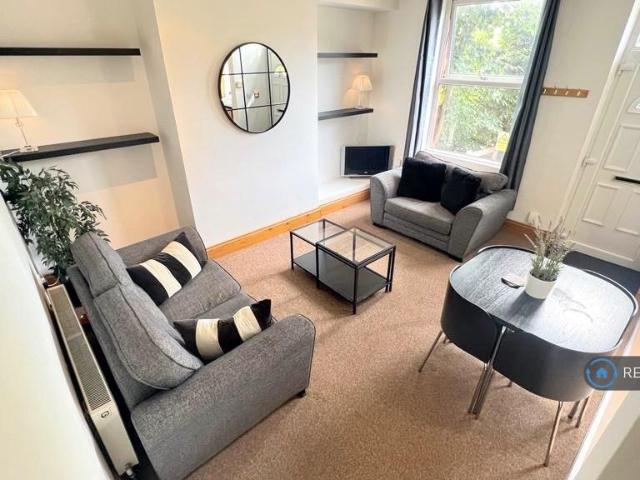 Argie Road, Leeds, LS4 4 bed terraced house to rent £1,498 pcm £346 pw
