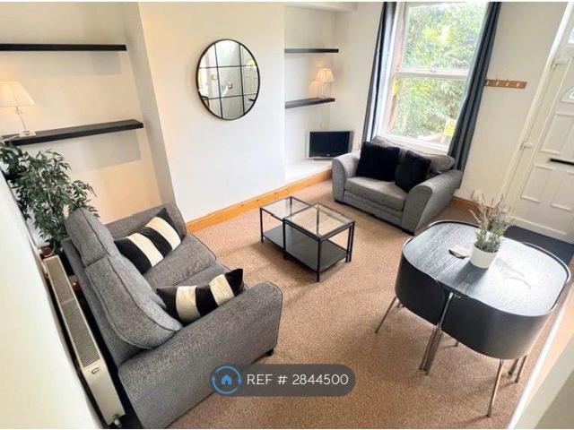 Argie Road, Leeds LS4, 4 bed terraced house to rent, £1,498 pcm | PrimeLocation
