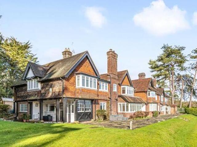 Argos Hill, Rotherfield, 2 Bedroom Apartment
