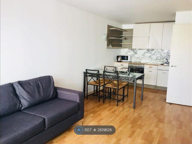 Arizona Building, London SE13, 2 bed flat to rent, £1,995 pcm | PrimeLocation