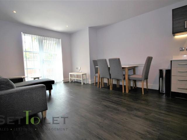 Aria Apartments, Chatham Street, Leicester LE1, 2 bed flat to rent, £1,300 pcm | PrimeLocation