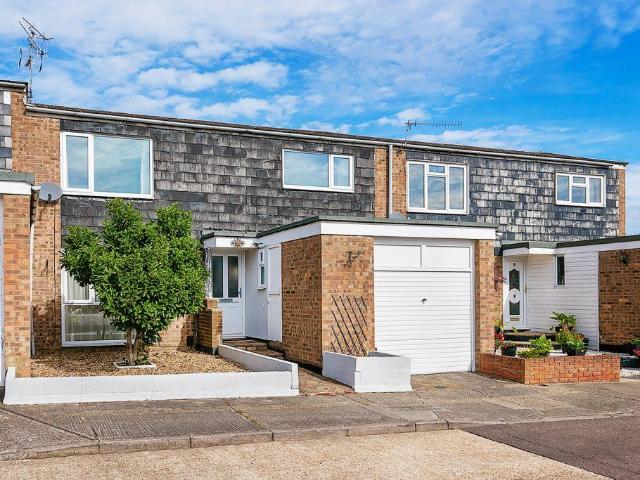 Ariel Close, Colchester CO4 4 bed terraced house to rent £1,950 pcm £450 pw