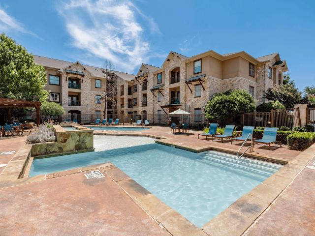 Arioso Apartments and Townhomes 1 Bedroom Apartment for Rent at 3030 Claremont Dr, Grand Prairie, TX 75052 Sheffield Village