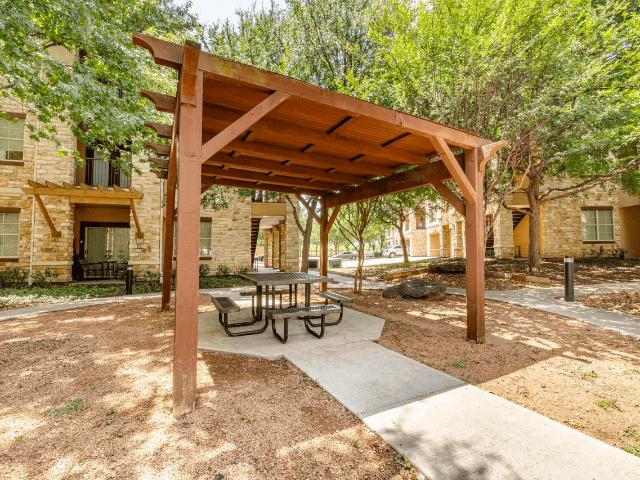 Arioso Apartments and Townhomes 1 Bedroom Apartment for Rent at 3030 Claremont Dr, Grand Prairie, TX 75052 Sheffield Village