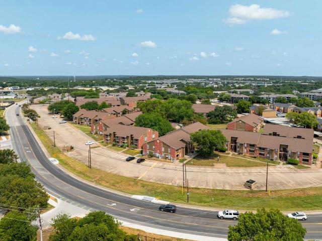Arise Riverside Ranch 1 Bedroom Apartment for Rent at 1805 Aquarena Springs Dr, San Marcos, TX 78666