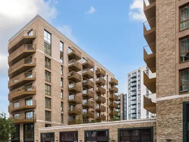 Arista, Capital Interchange Way, London, TW8 0YL, United Kingdom | 3 bed apartment for rent #167447236 | Rentberry