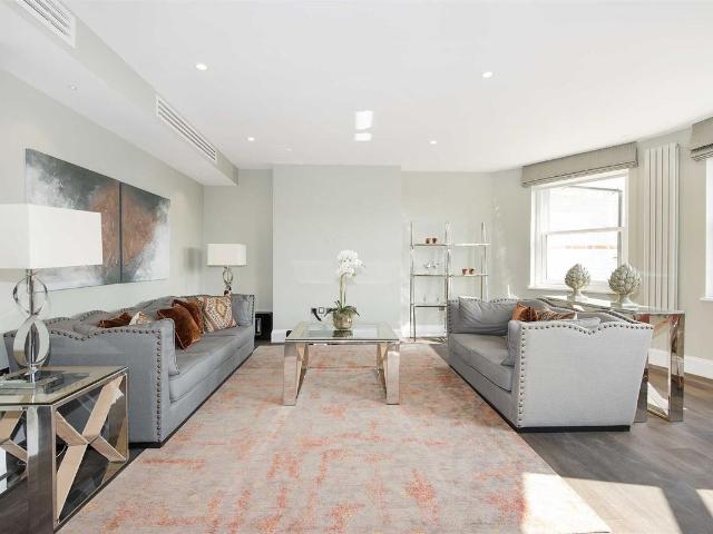 Arkwright Road, Hampstead, London NW3, 4 bed flat to rent, £13,949 pcm | PrimeLocation