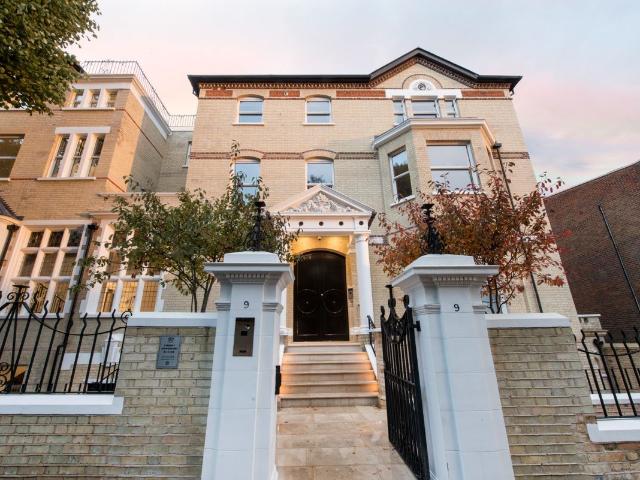 Arkwright Road, Hampstead, London NW3, 4 bed flat to rent, £13,949 pcm | PrimeLocation