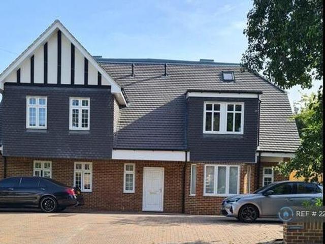 Ark Apartments, South Croydon, 2 Bedroom Flat