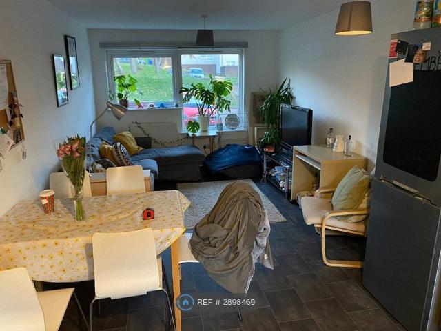 Ark Lane, Glasgow G31, 4 bed maisonette to rent, £2,200 pcm | PrimeLocation