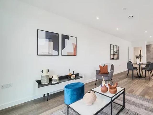 Ark Soane Academy, Gunnersbury Lane, London, W3 8EA, United Kingdom | 2 bed apartment for rent #138261645 | Rentberry