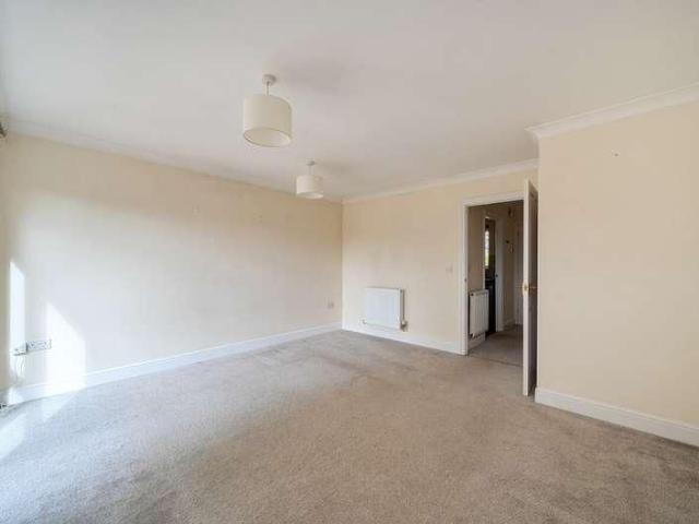 Arkell Gardens, Carterton, Oxfordshire, OX18