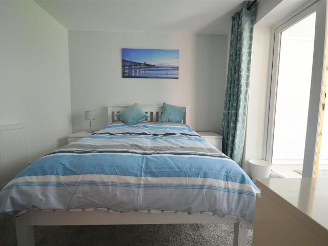 Arlescote Rd, Solihull B92, Room to rent, £625 pcm | PrimeLocation