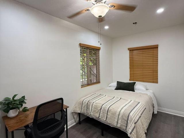 Arleta Gem ~ Close to CSUN, Gyms and Shopping
