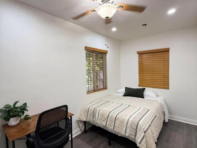 Arleta Gem ~ Close to CSUN, Gyms and Shopping