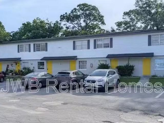 Arlington 2873 Yellow Pine Ct #3