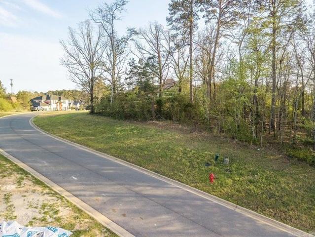 Arlington Cir, Hot Springs, AR 71901