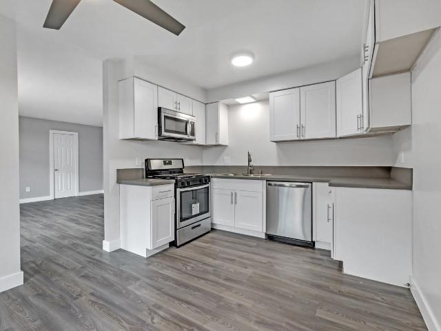 Arlington Arbors 2 Bedroom Apartment for Rent at 23330 Arlington Avenue #35, Torrance, CA 90501 Southeast Torrance